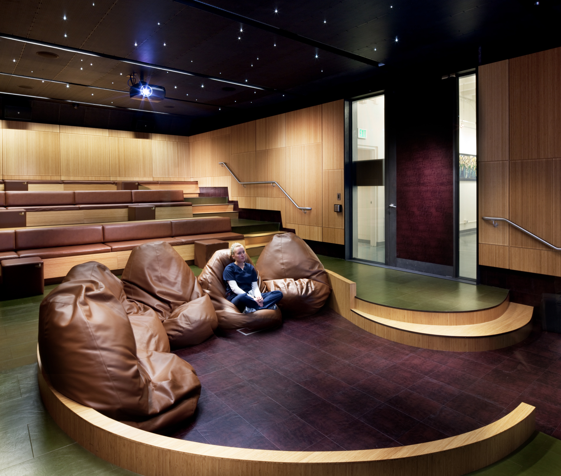 OHSU Student Center & Media Room - Opsis Architecture