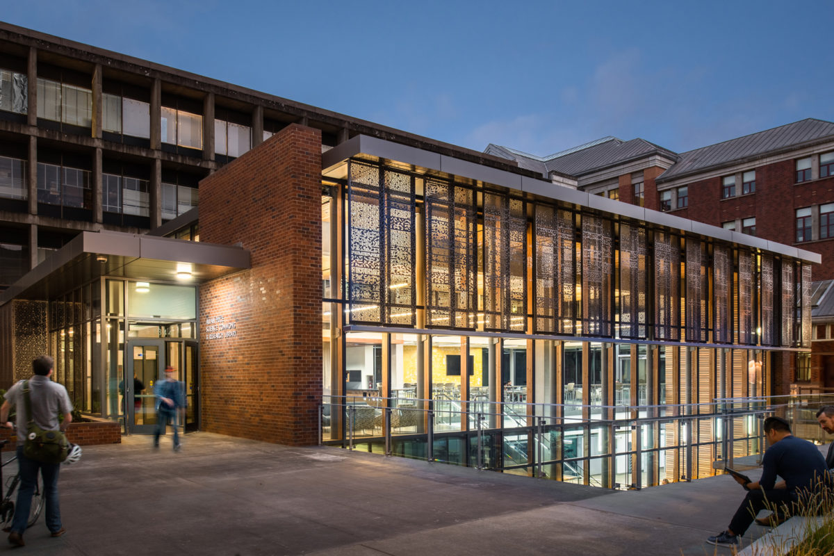 University of Oregon Ford Alumni Center - Opsis Architecture